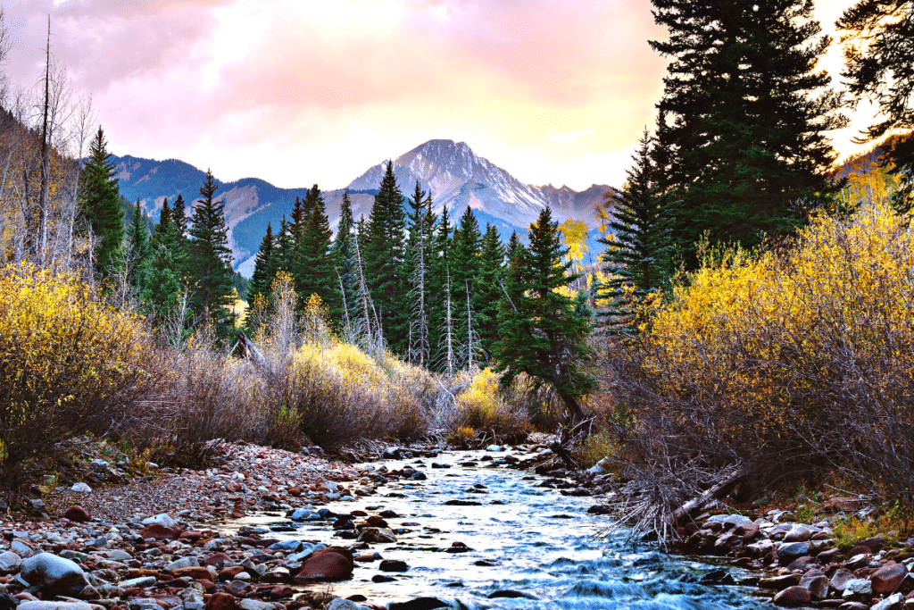Must-See Towns In Colorado | Destinations Inc. Reviews